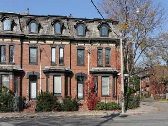 136 Shuter St, Toronto, ON | Condos.ca