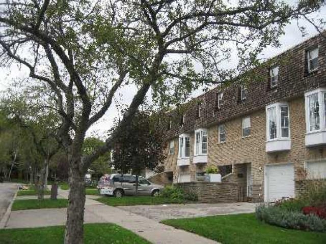 19 - 38 Farmstead Rd, North York | Expired, C2224598 | Condos.ca