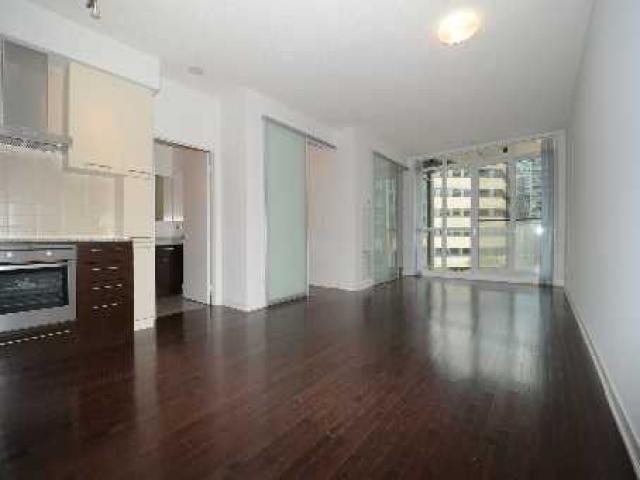 303 - 770 Bay St, Toronto | Terminated, C2258095 | Condos.ca