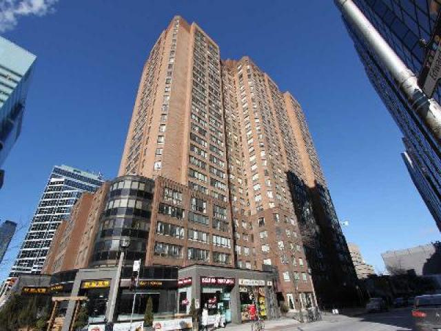 2004 - 633 Bay St, Toronto | Leased, C2863170 | Condos.ca