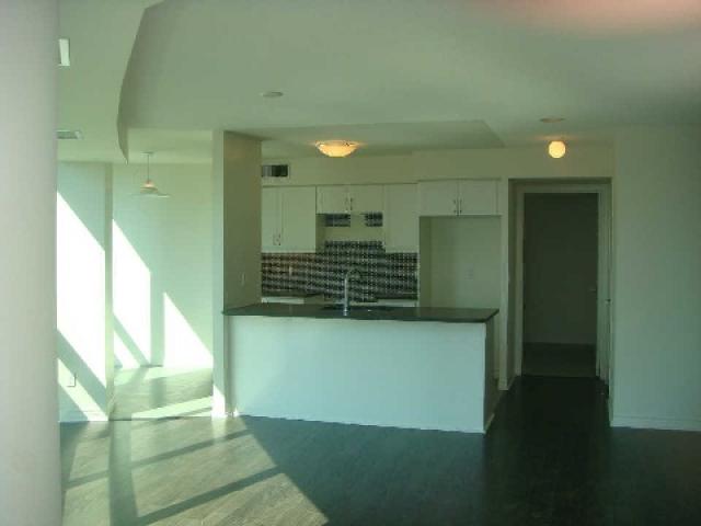 1011 - 19 Grand Trunk Cres, Toronto | Sold, C3031977 | Condos.ca