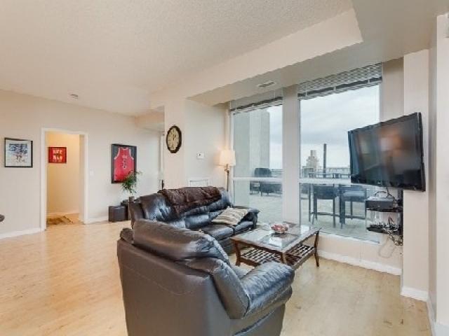 2002 - 628 Fleet St, Toronto | Leased, C3376224 | Condos.ca