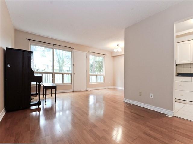 3 Slender Fern Way, North York | Sold, C3438416 | Condos.ca