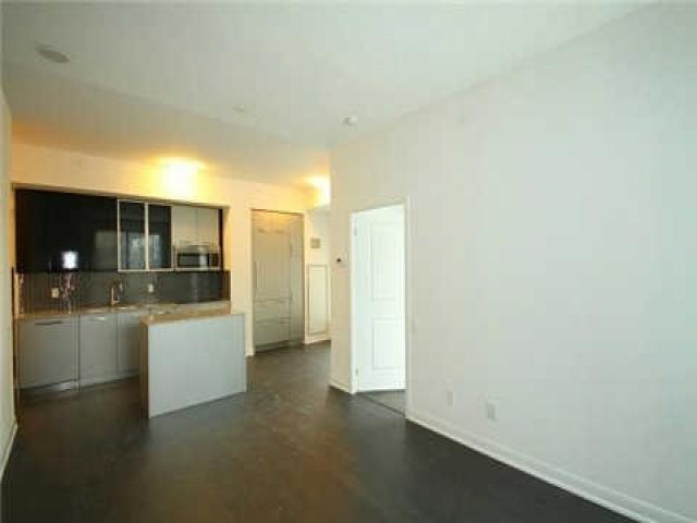 110 - 5168 Yonge St, North York | Leased, C3509538 | Condos.ca