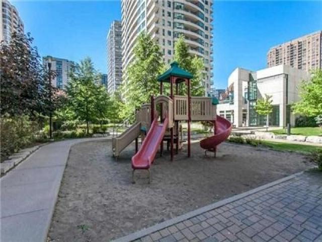 1703 - 18 Spring Garden Ave, North York | Leased, C3784048 | Condos.ca