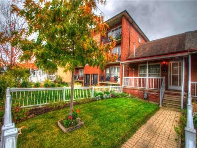 25 Moutray St, Toronto, ON | Condos.ca