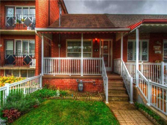 25 Moutray St, Toronto, ON | Condos.ca