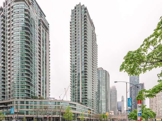 1605 - 16 Yonge St, Toronto | Sold, C4138477 | Condos.ca