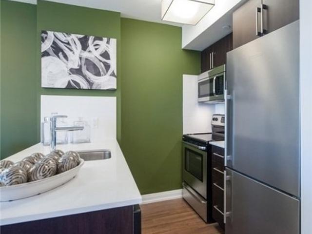 810 - 305 Roehampton Ave, Toronto | Terminated, C4478491 | Condos.ca