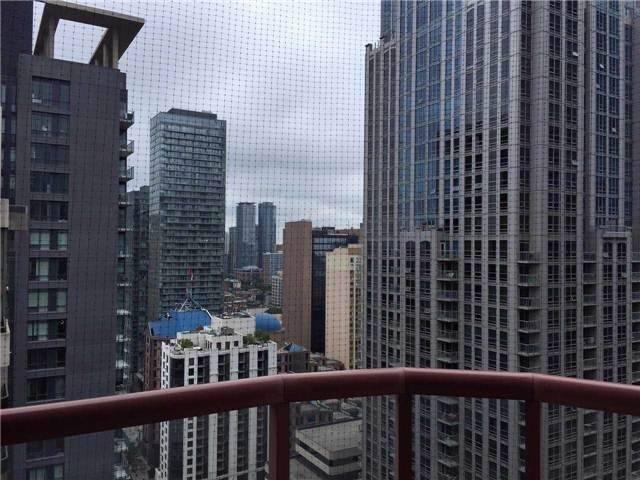 1607 - 736 Bay St, Toronto | Leased, C4503793 | Condos.ca