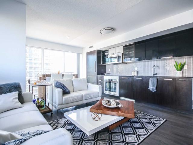 909 - 5162 Yonge St, North York | Sold, C4558777 | Condos.ca