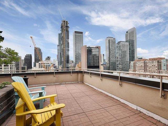 205 - 555 Yonge St, Toronto | Sold, C4560616 | Condos.ca