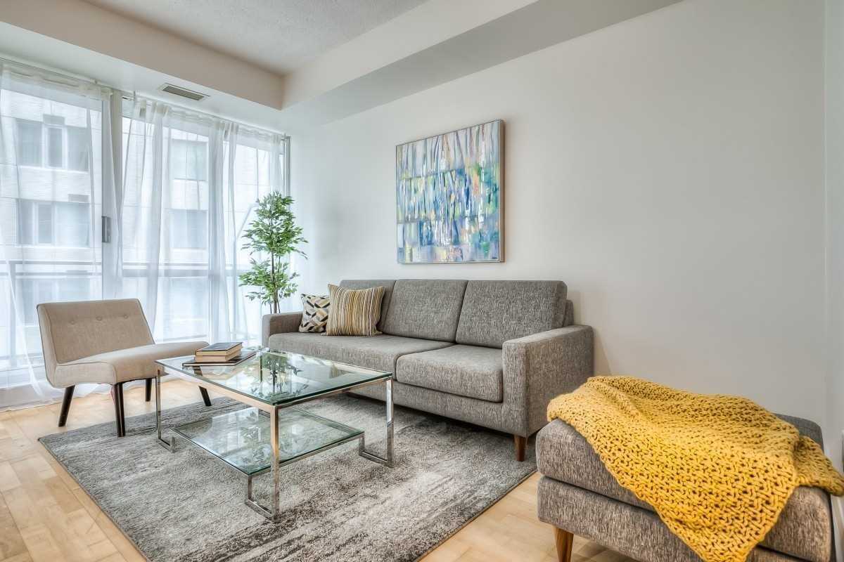906 - 220 Victoria St, Toronto | Sold, C4656593 | Condos.ca