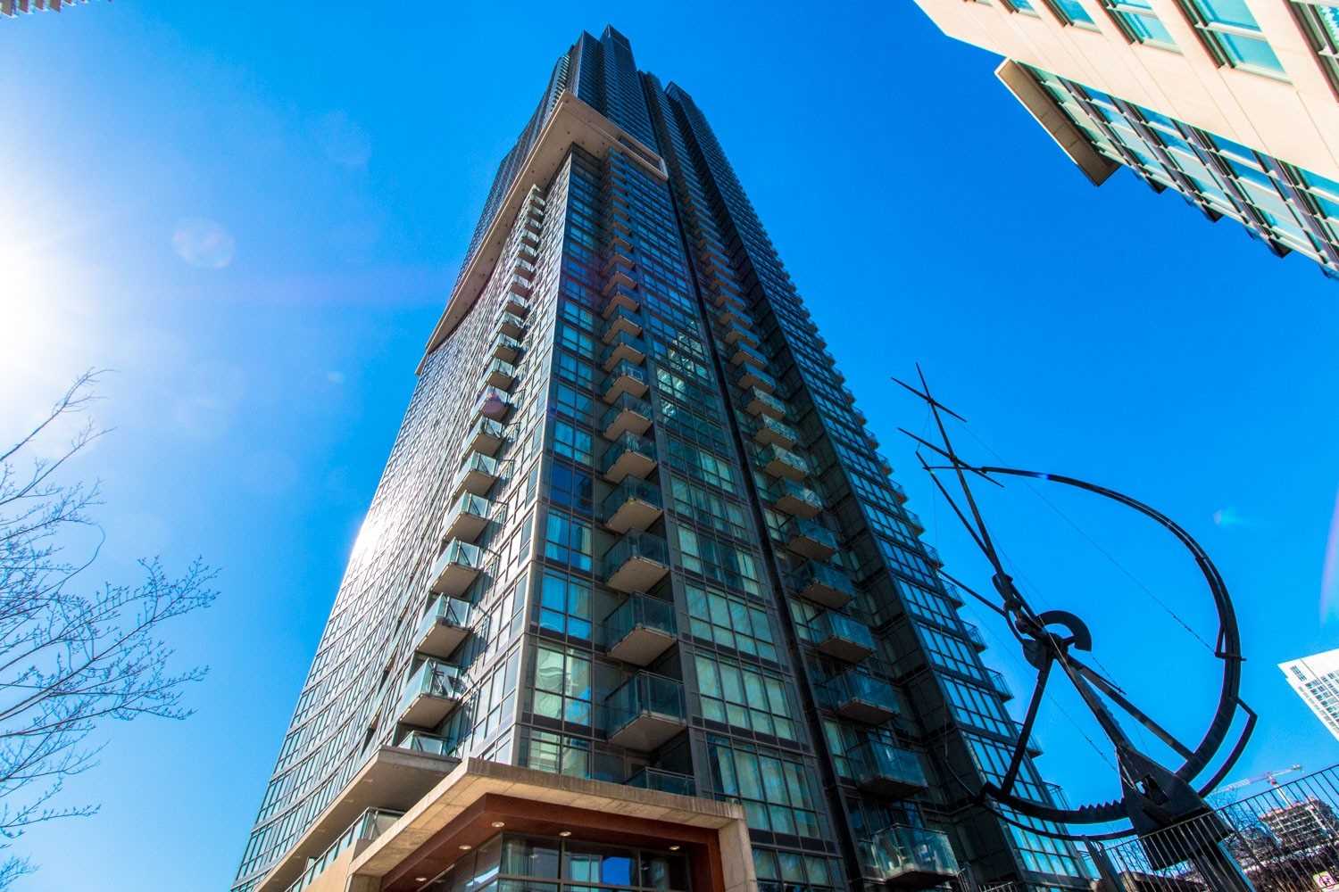 1102 - 11 Brunel Crt, Toronto | Sold, C4667544 | Condos.ca
