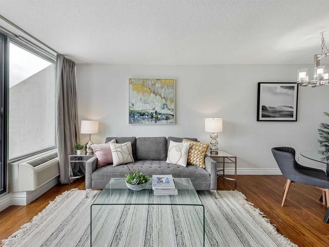 503 - 10 Fashion Roseway, North York | Sold, C4682410 | Condos.ca