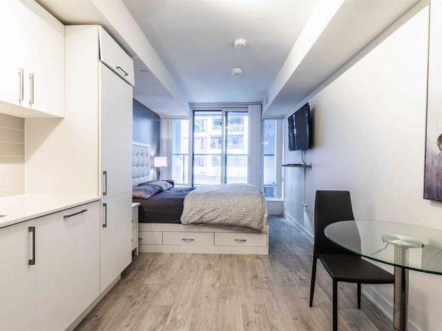 320 - 576 Front St N, Toronto | Sold, C4727981 | Condos.ca