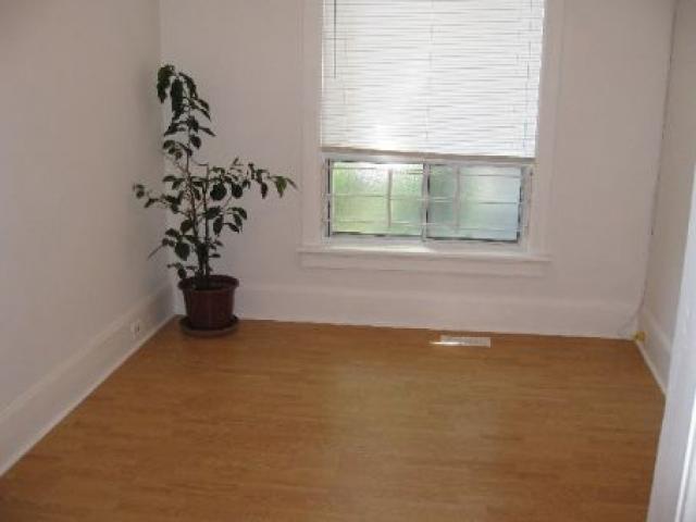 351 Leslie St, Toronto | Sold, E1626590 | Condos.ca