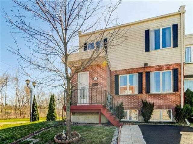 22A - 740 Kennedy Rd, Scarborough | Sold, E3769052 | Condos.ca