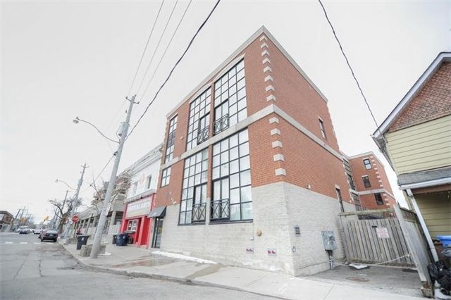 105 - 214 Main St, Toronto | Sold, E4103392 | Condos.ca