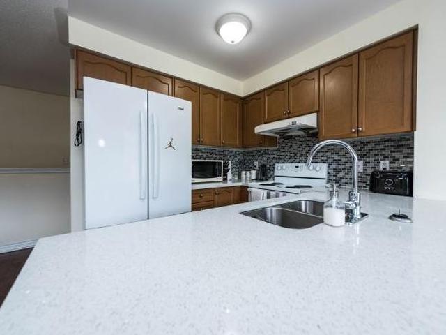 1 - 647 A Warden Ave, Scarborough | Sold, E4521588 | Condos.ca