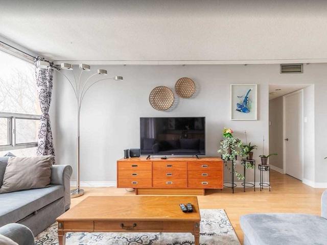 411 - 1705 Mccowan Rd, Scarborough | Sold, E4722731 | Condos.ca