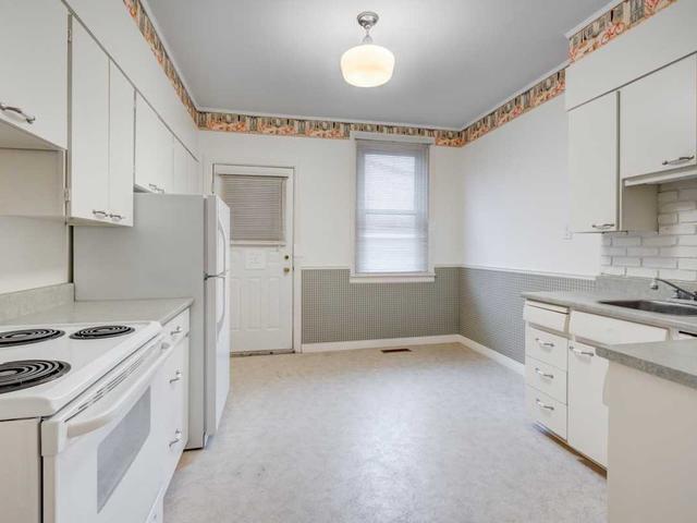 210 First Ave, Toronto | Sold, E4735806 | Condos.ca