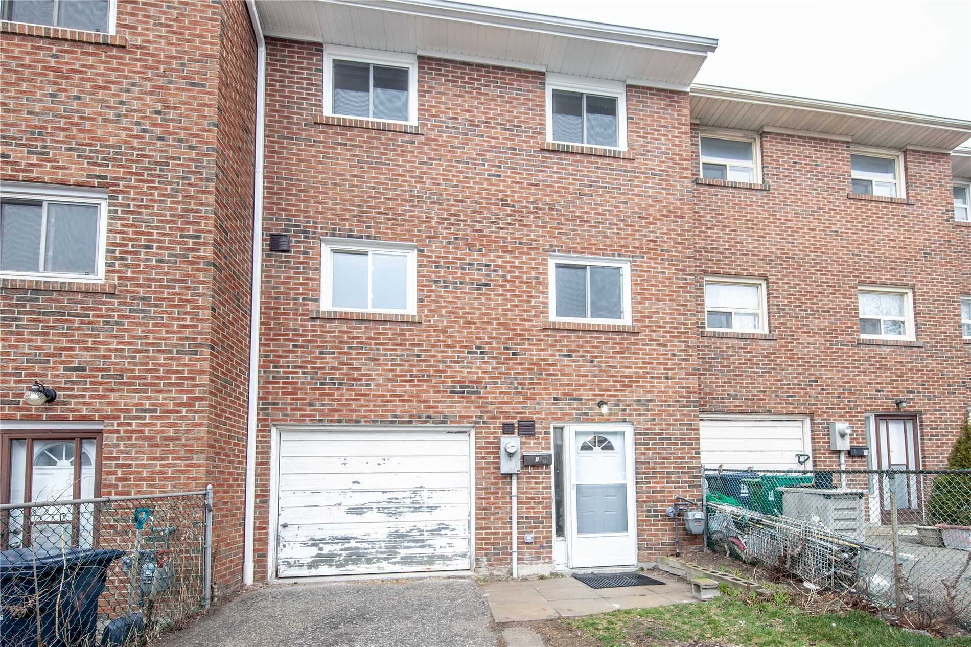 18 Darrell Ave, Toronto | Terminated, E4736036 | Condos.ca