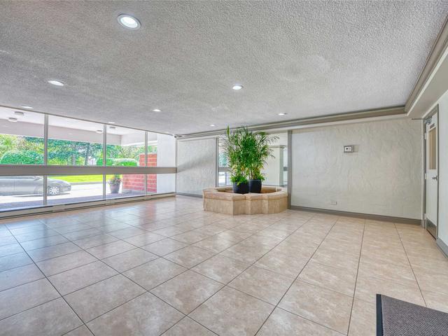 807 - 80 Inverlochy Blvd, Thornhill | Sold, N4480494 | Condos.ca