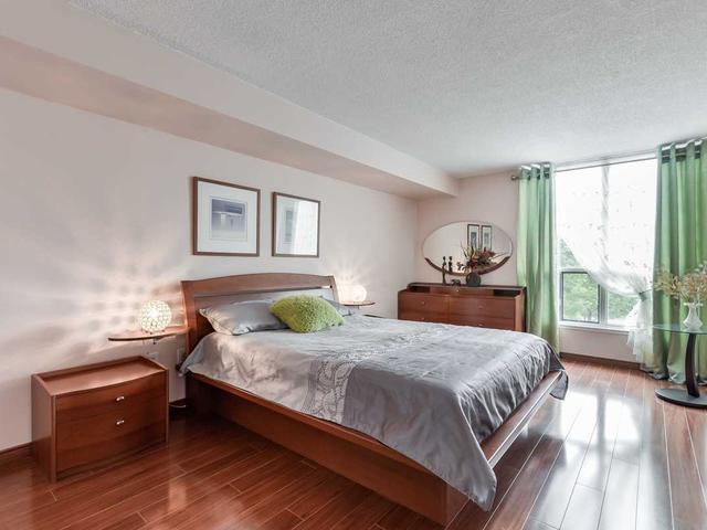 312 - 7300 Yonge St, Thornhill | Leased, N4539623 | Condos.ca