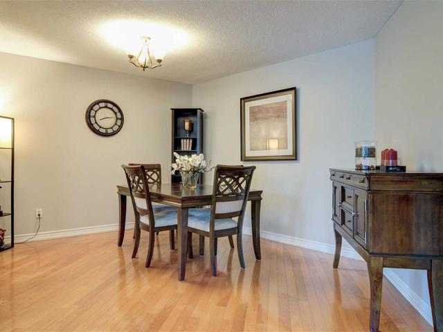 211 - 7811 Yonge St, Thornhill | Sold, N4567770 | Condos.ca