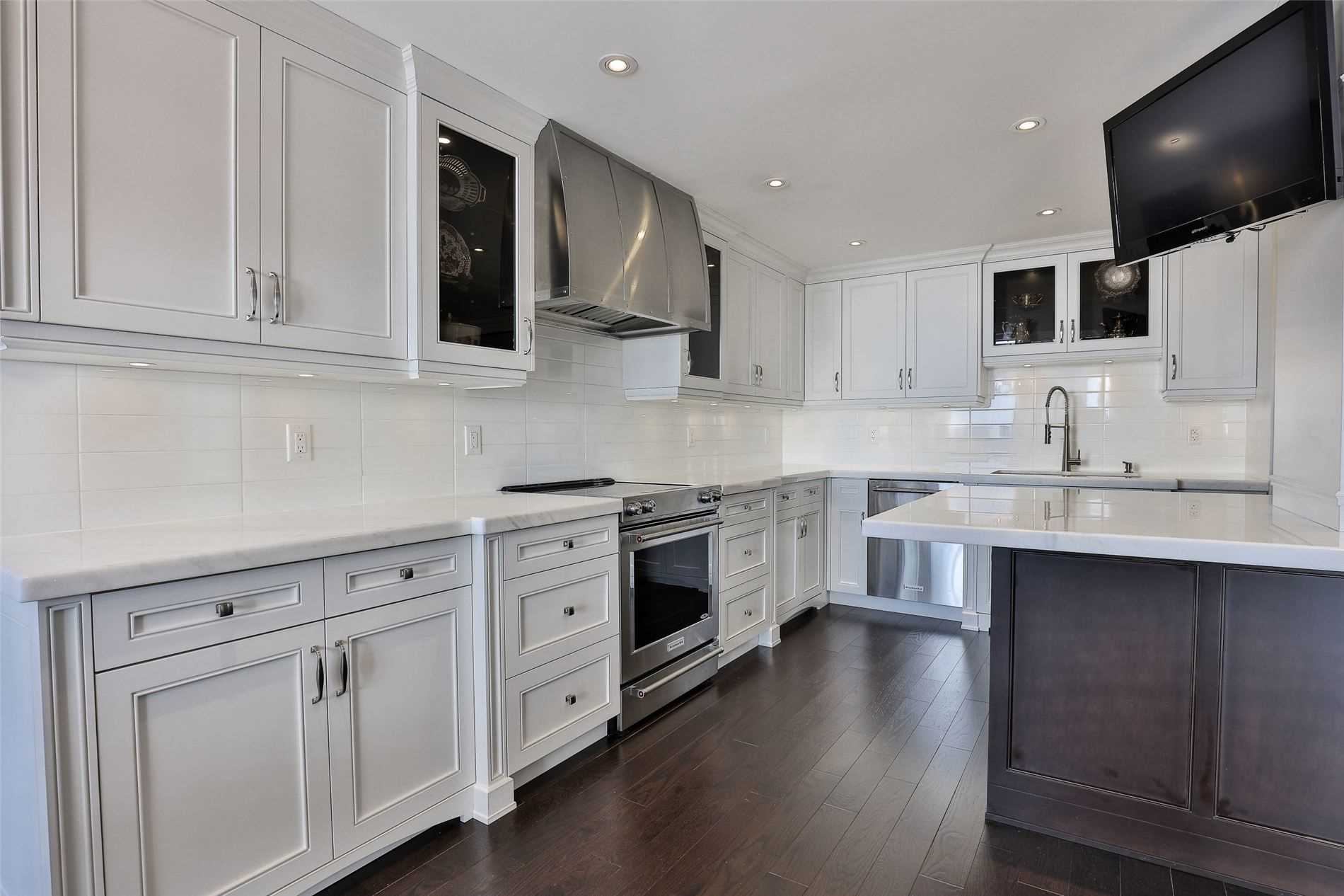 PH11 - 7300 Yonge St, Thornhill | Expired, N4625921 | Condos.ca