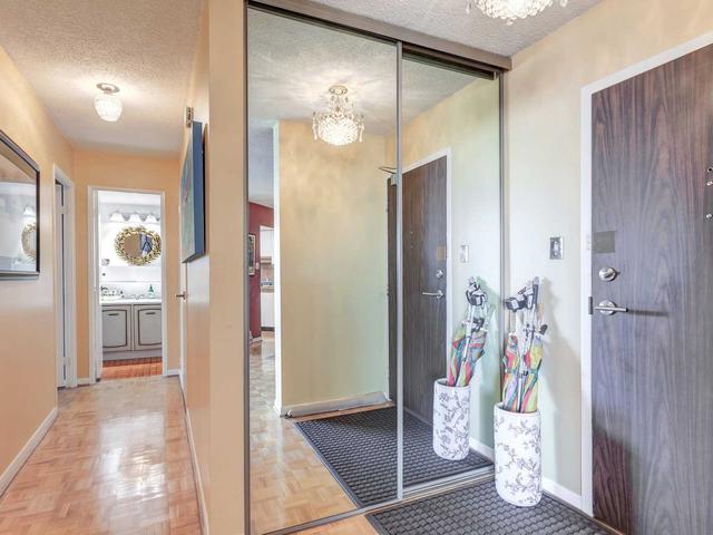 PH 2 - 7811 Yonge St, Thornhill | Sold, N4663819 | Condos.ca