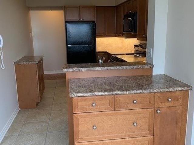 801 - 7300 Yonge St, Thornhill | Expired, N4690586 | Condos.ca