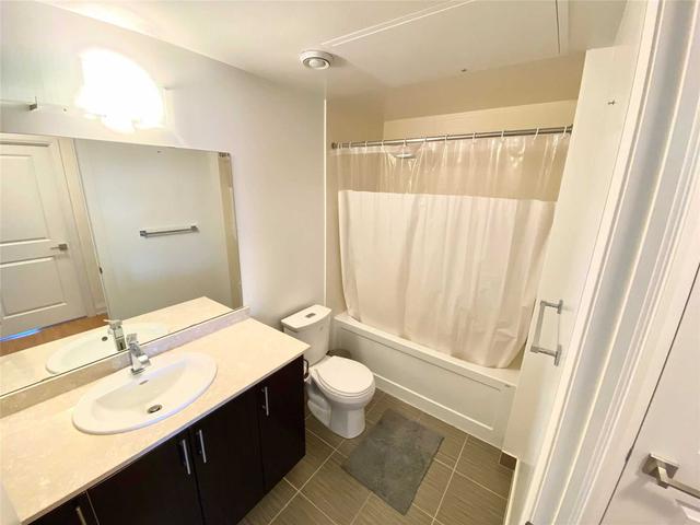 423 - 7161 Yonge St, Thornhill | Sold, N4708887 | Condos.ca