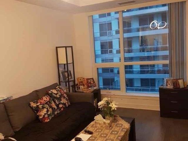 909 Sw - 9191 Yonge St, Richmond Hill | Sold, N4716639 | Condos.ca