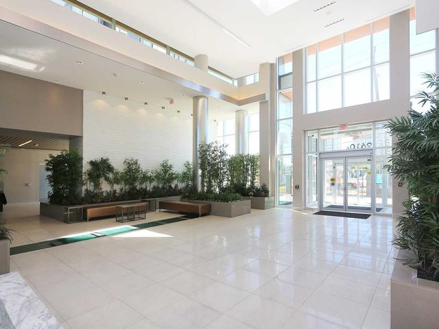 909 - 9600 Yonge St, Richmond Hill | Leased, N4746302 | Condos.ca