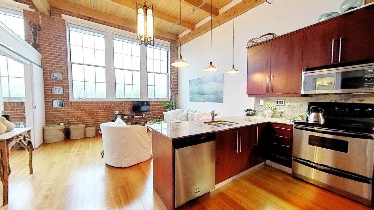 308 - 543 Timothy St, Newmarket | Suspended, N4762497 | Condos.ca