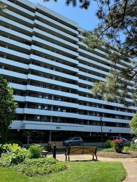 801 - 80 Inverlochy Blvd, Thornhill | Terminated, N4795741 | Condos.ca