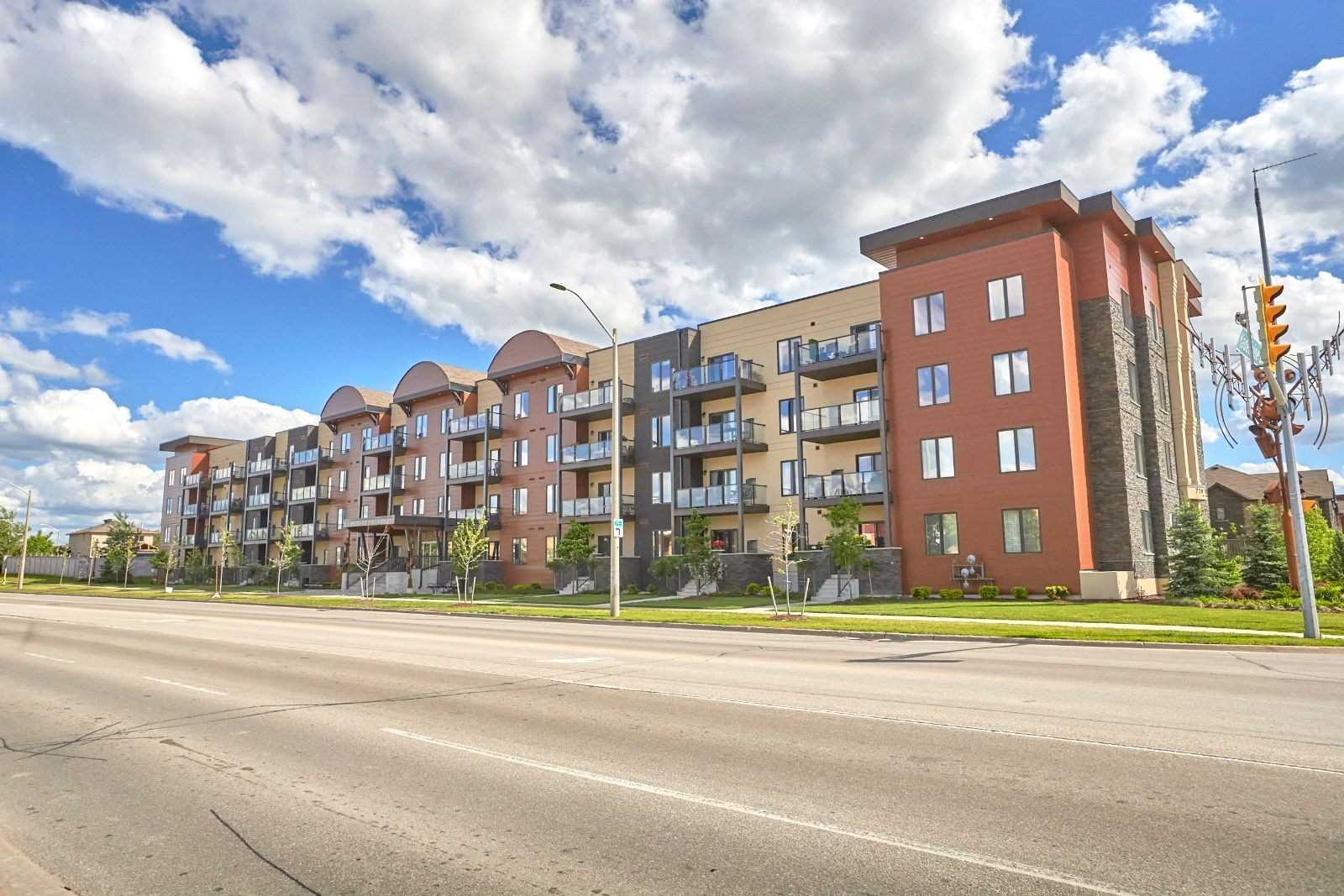 211 - 720 Yonge St, Barrie | Terminated, S4794216 | Condos.ca
