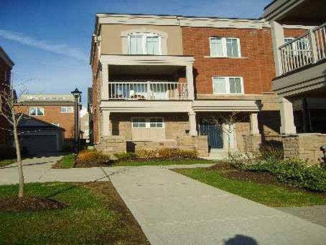 28 - 365 Murray Ross Pkwy, North York | Sold, W1615890 | Condos.ca