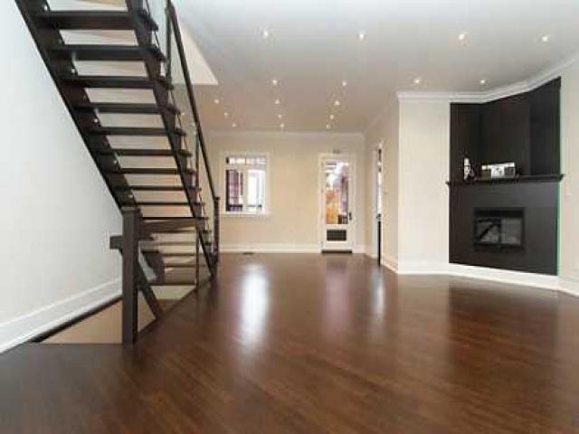 7 Marshall St, Toronto, ON | Condos.ca