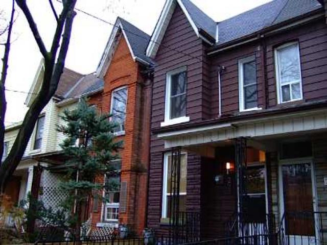 291 Maria St, Toronto | Sold, W2246547 | Condos.ca