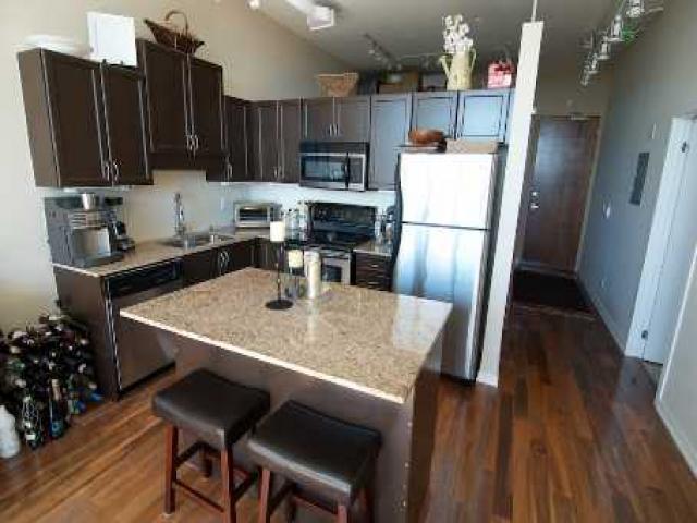 907 - 2 Fieldway Rd, Etobicoke | Sold, W2732231 | Condos.ca