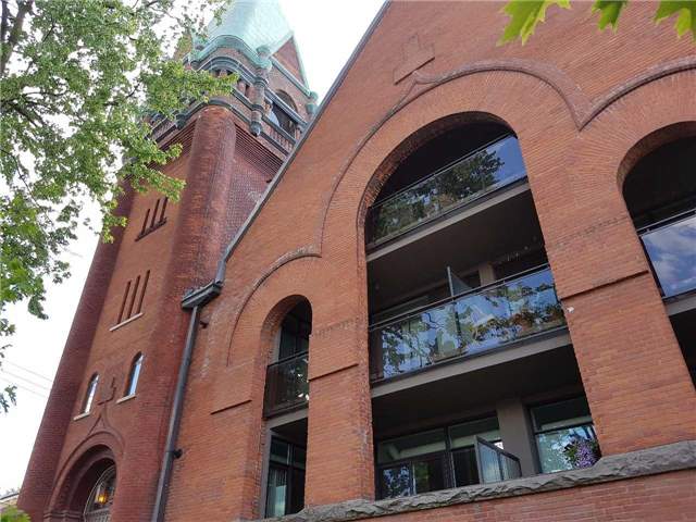 210 - 152 Annette St, Toronto | Sold, W3511349 | Condos.ca