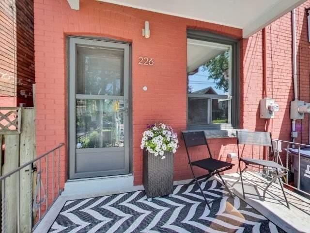 226 Maria St, Toronto | Sold, W3545256 | Condos.ca