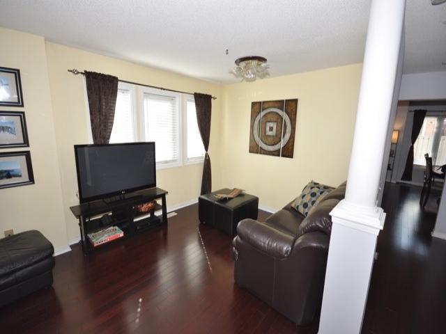 55 - 833 Scollard Crt, Mississauga | Terminated, W3899728 | Condos.ca