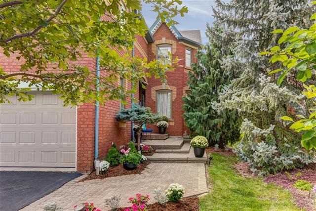 5378 Westhampton Rd, Mississauga | Sold, W3931715 | Property.ca