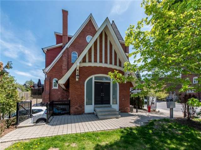 8 - 200 Annette St, Toronto | Leased, W4144112 | Condos.ca