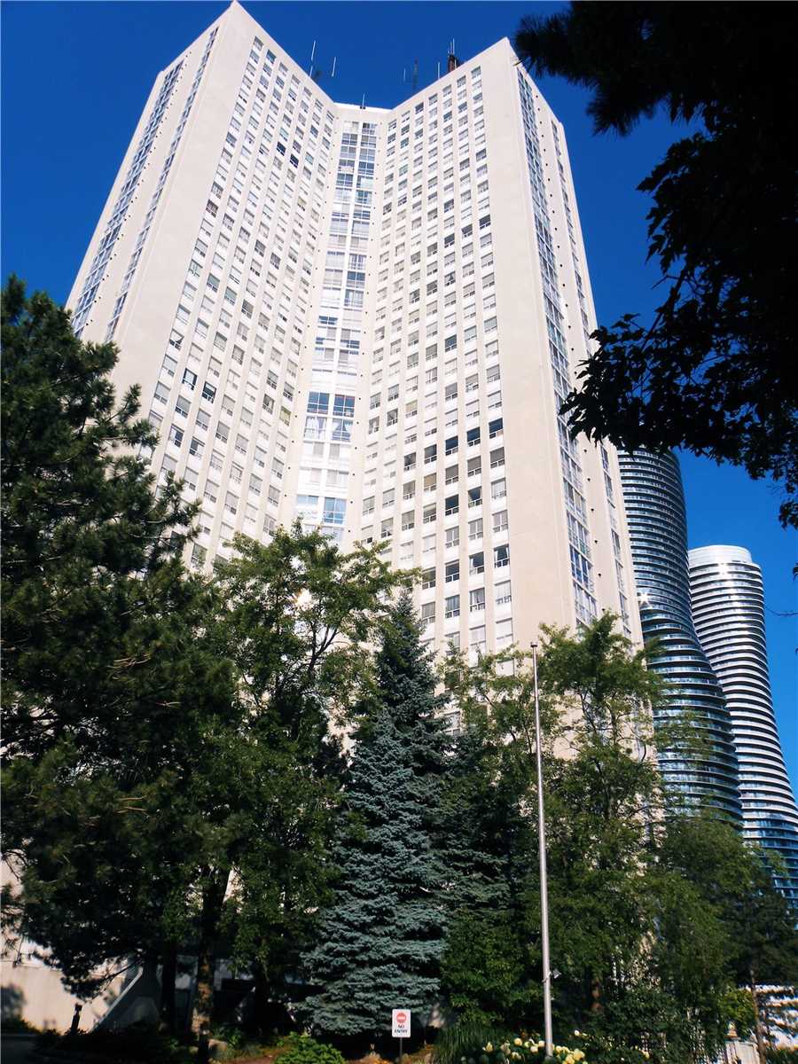 2205 - 3650 Kaneff Cres, Mississauga | Sold, W4538688 | Condos.ca