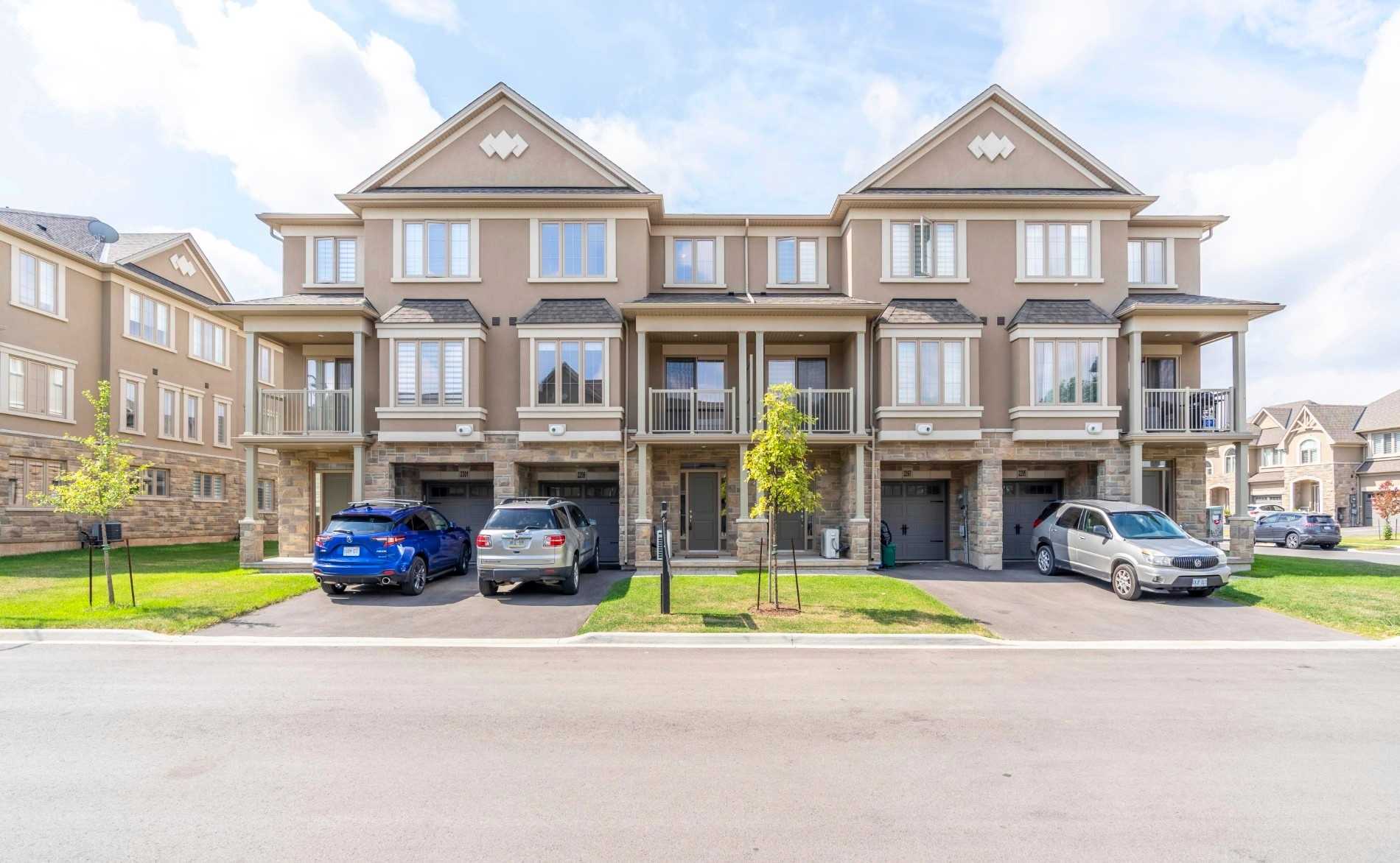 2299 Natasha Circ, Oakville | Terminated, W4565608 | Condos.ca